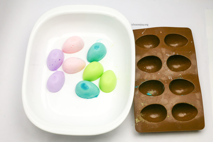 Frozen Fizzy Easter Eggs STEM Activity for Easter