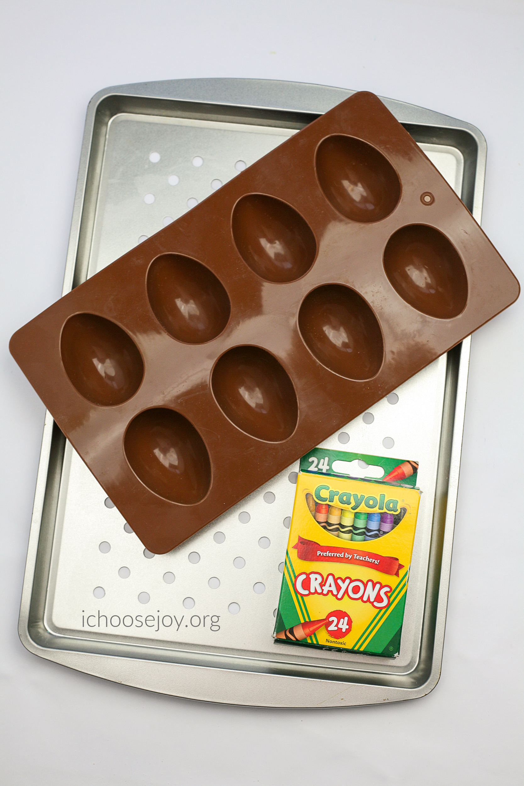 How to Make Easter Egg Crayons: A Fun and Easy Easter Craft
